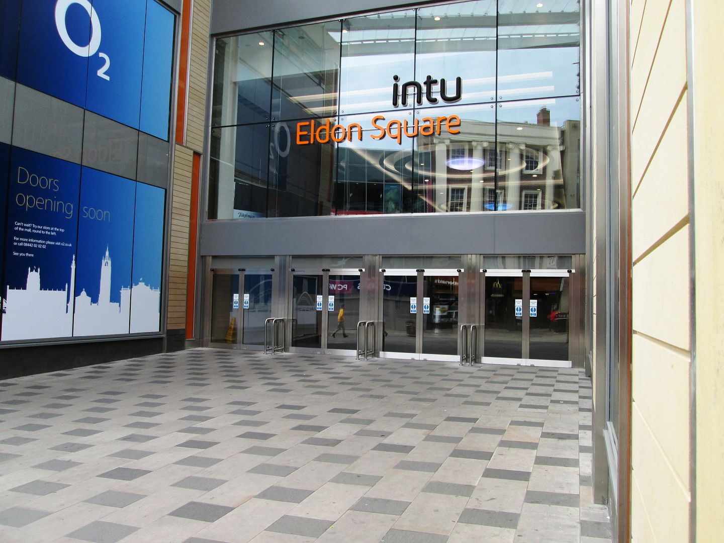 Newcastle and the North East RETAIL - City Centre Retail, Suburban Shopping, MetroCentre, Out of ...